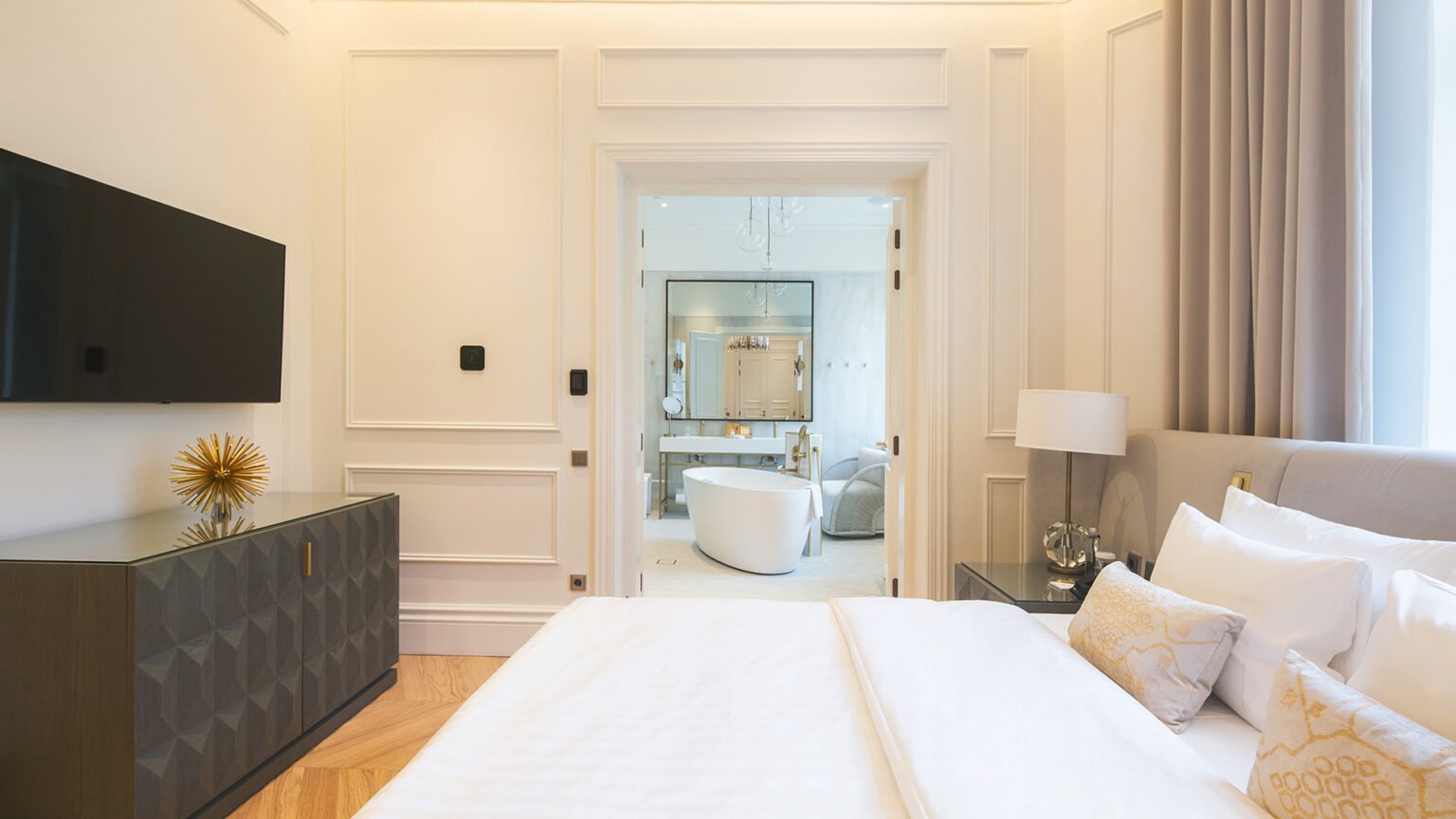 Fira - Building Movement | A construction company for a new era